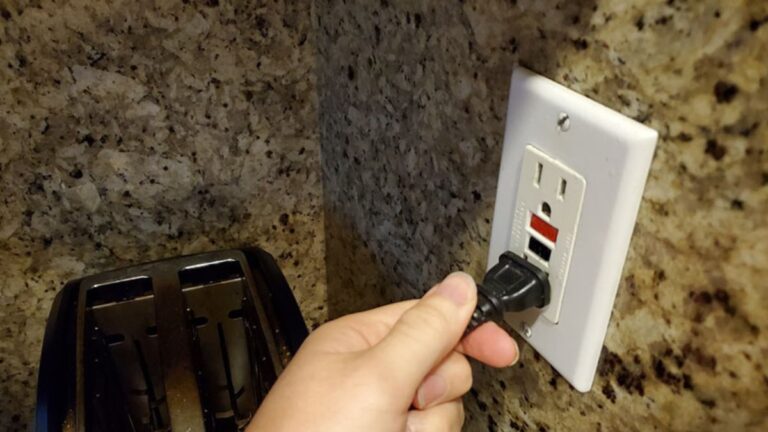How GFCI Outlets Work & Why You Need Them